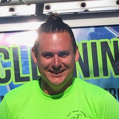 Window Cleaners - Russ Windows Cleaning - Residential & Commercial